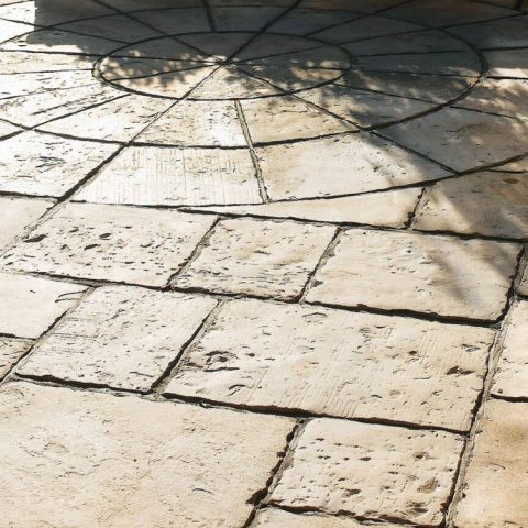 Old Town Flagstone Circle | Nicolock